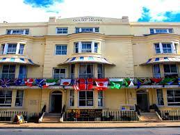 Savoy Court Hotel - rooms4groups.co.uk